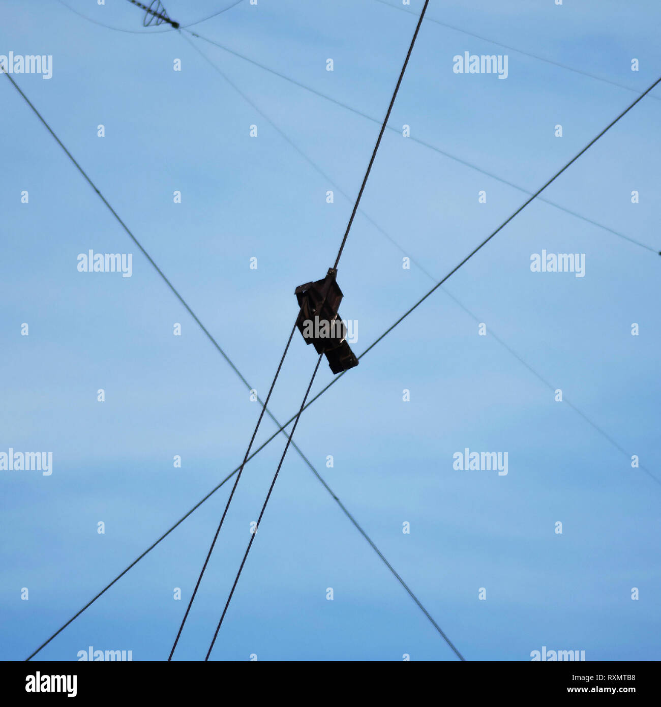 Connect the two cables to metal fastening strength. Metal cable Stock ...