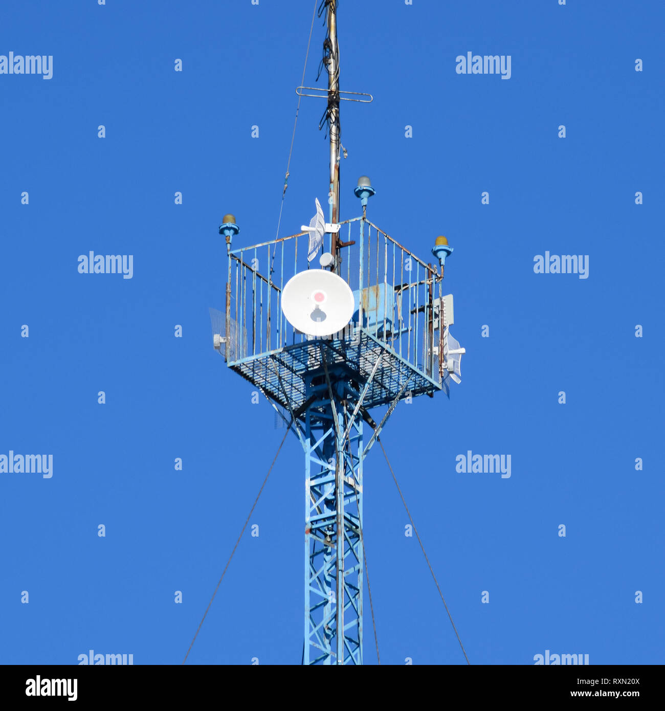 Mast tower relay Internet signals and telephone signals Stock Photo - Alamy