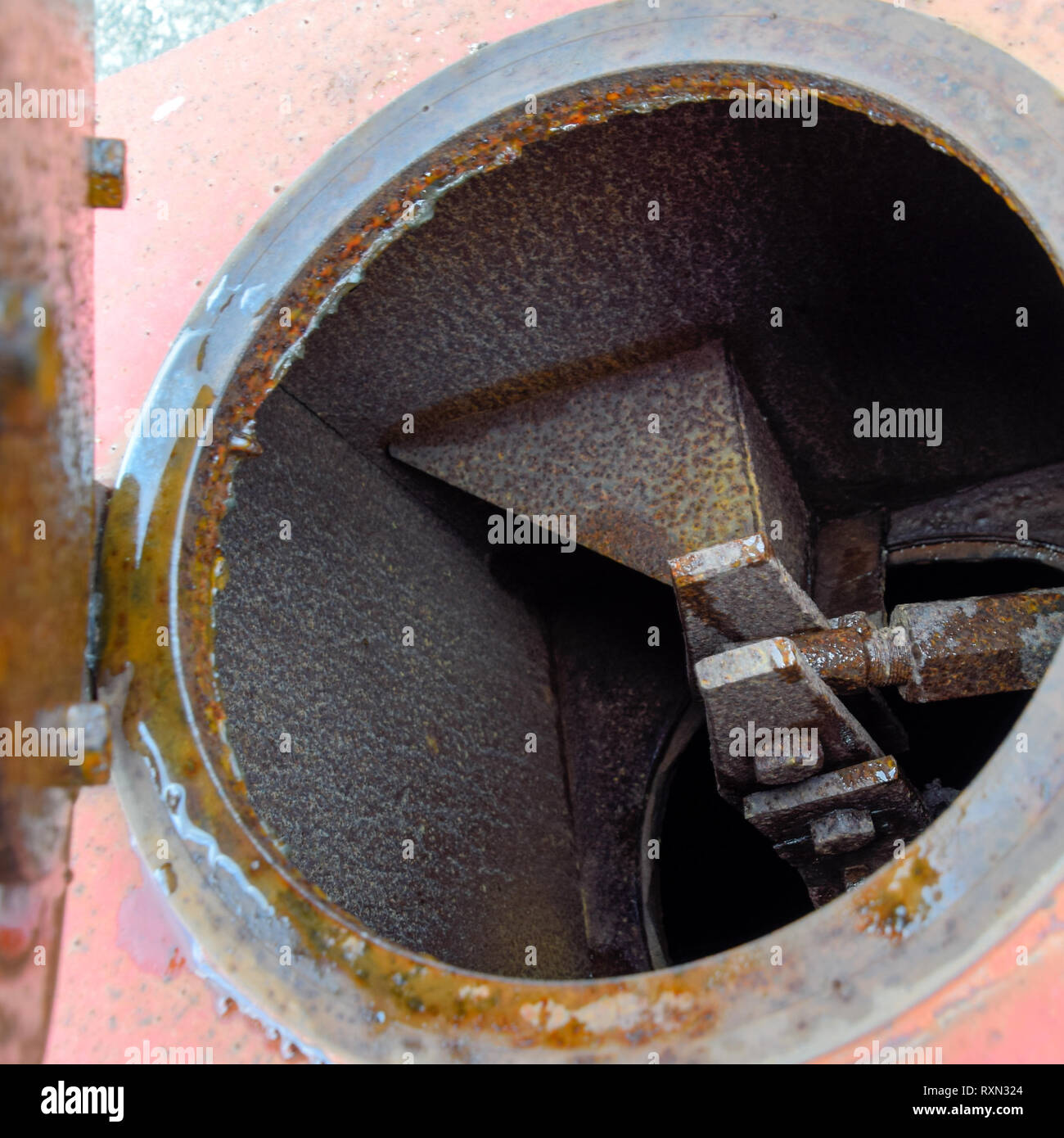 Open the hatch opening valve of the water discharge pipe Stock Photo ...