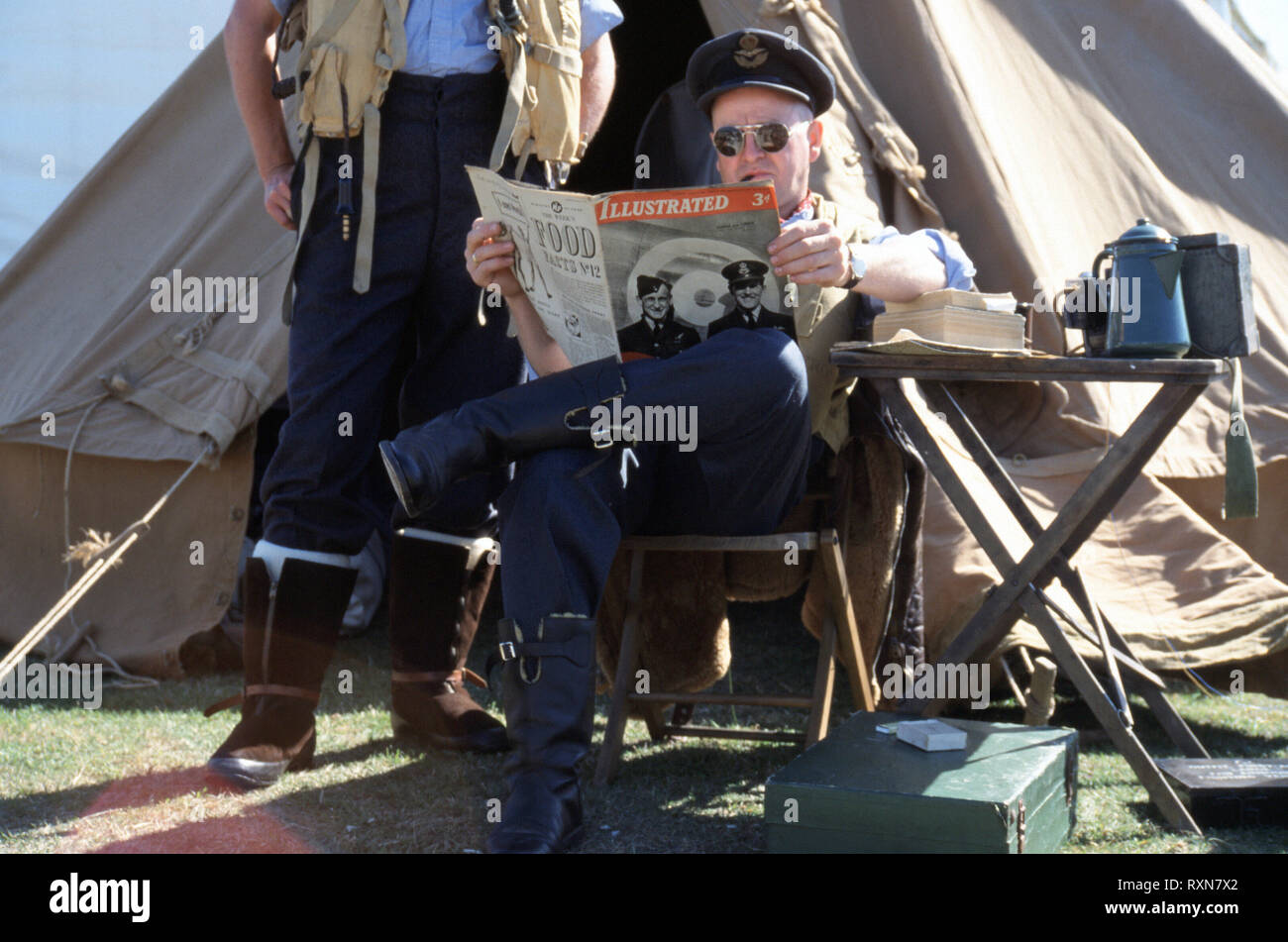 ww2-raf-battle-of-britain-1940-reenactors-stock-photo-alamy