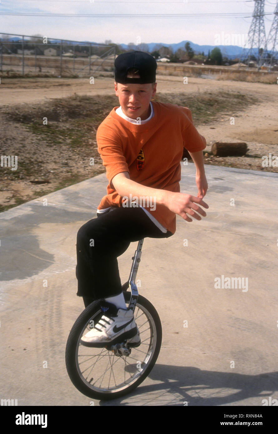 LOS ANGELES, CA - FEBRUARY 13: (EXCLUSIVE) Stuntman/actor Mickey ...