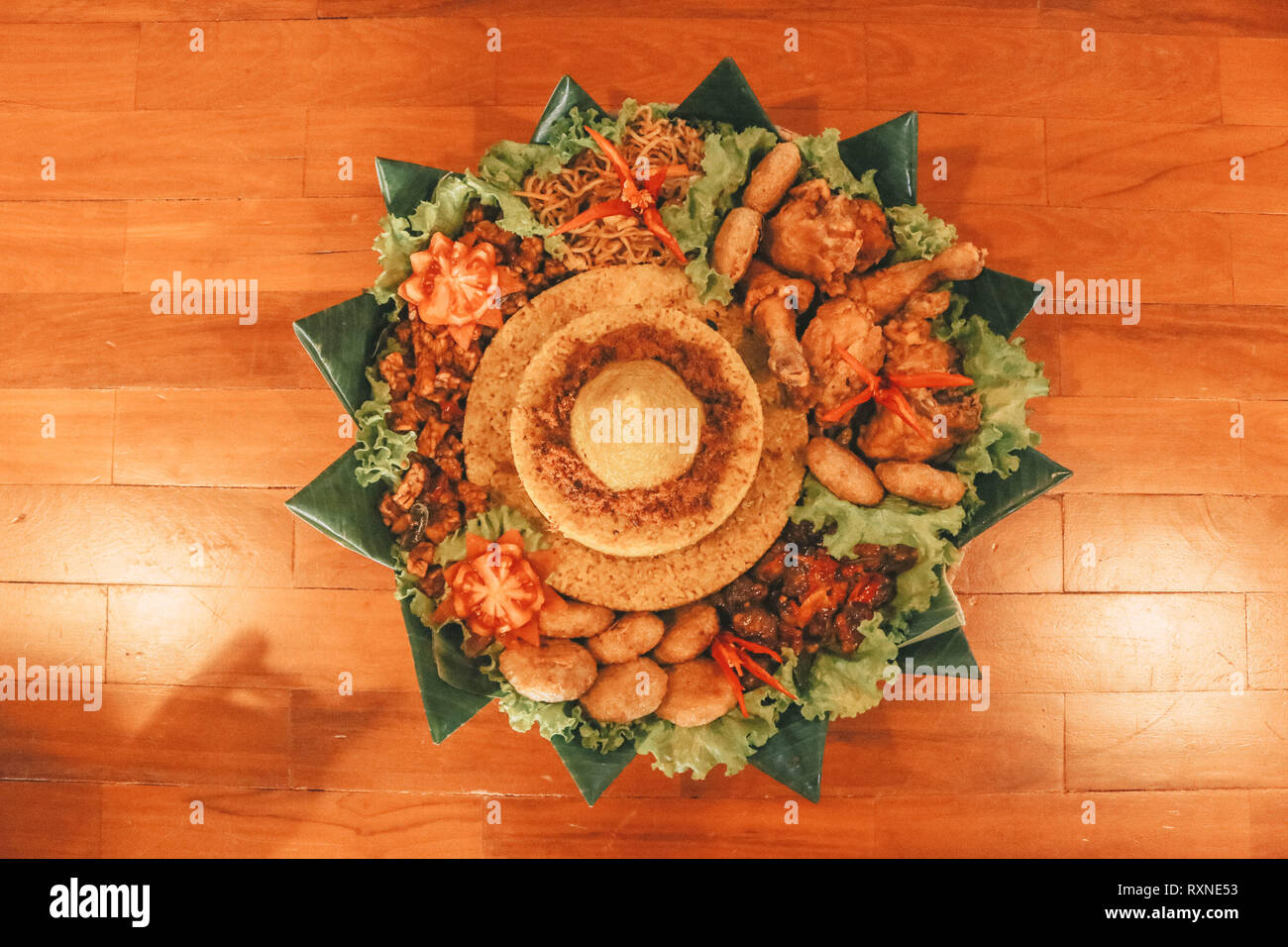 Nasi tumpeng hi-res stock photography and images - Alamy