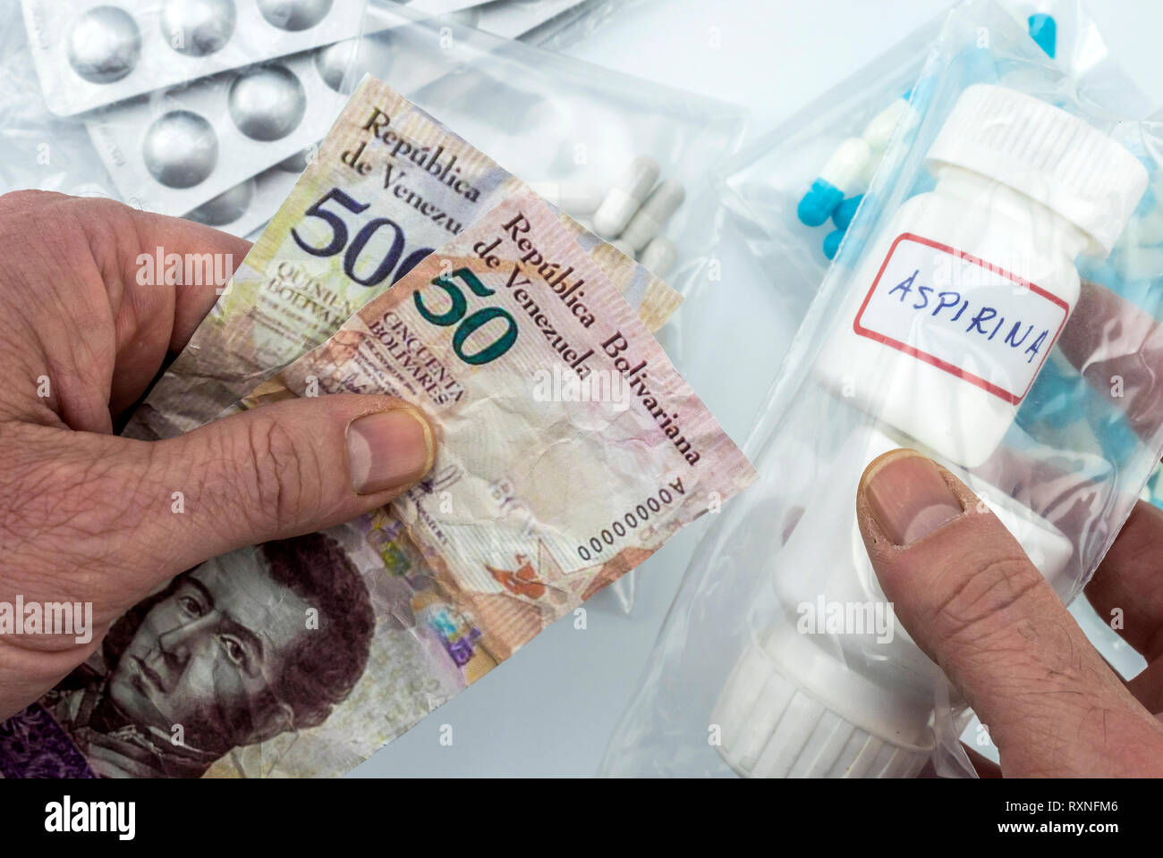 Latin american man venezuela hi-res stock photography and images - Alamy