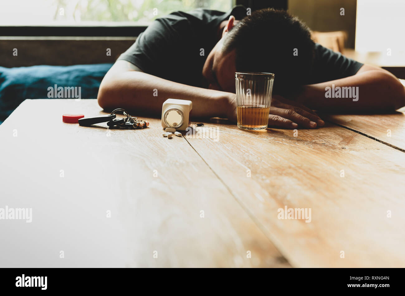 Suffer table hi-res stock photography and images - Alamy