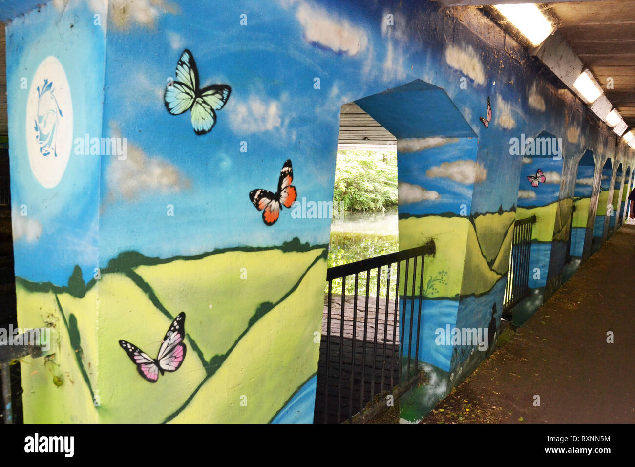 Street art / artwork on the subway under the main road, joining Bell ...
