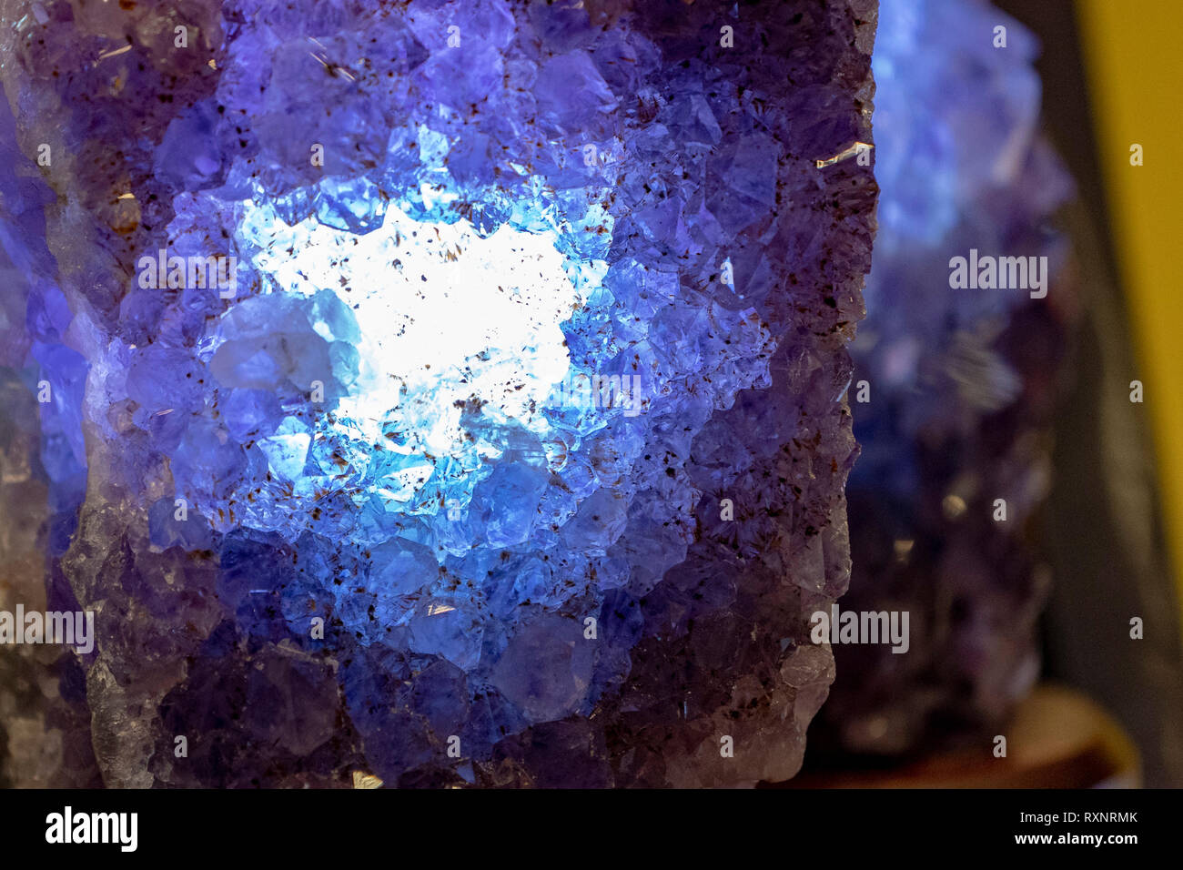 Quartz lamp hi-res stock photography and images - Alamy
