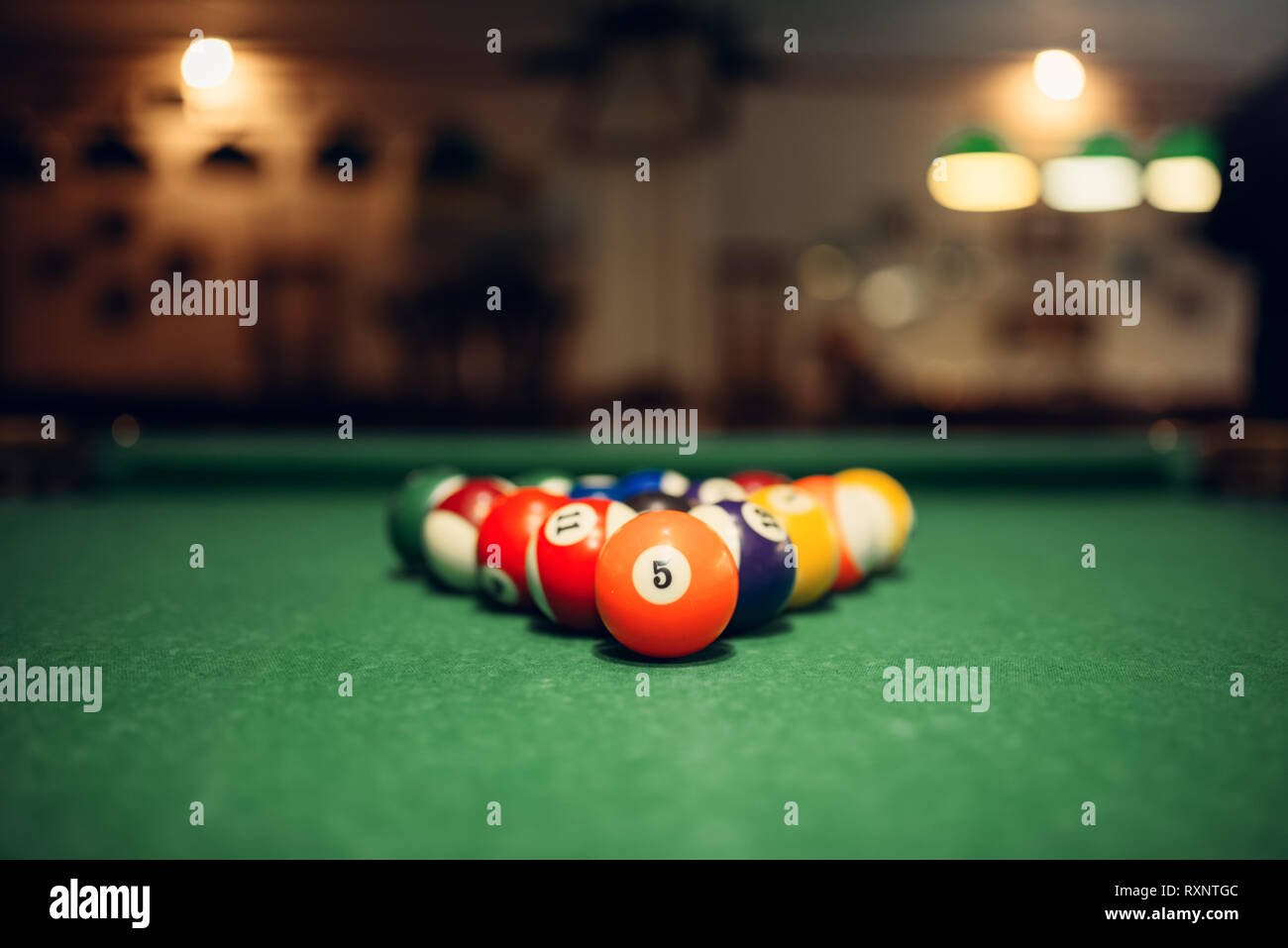 Five billiard ball hi-res stock photography and images - Alamy