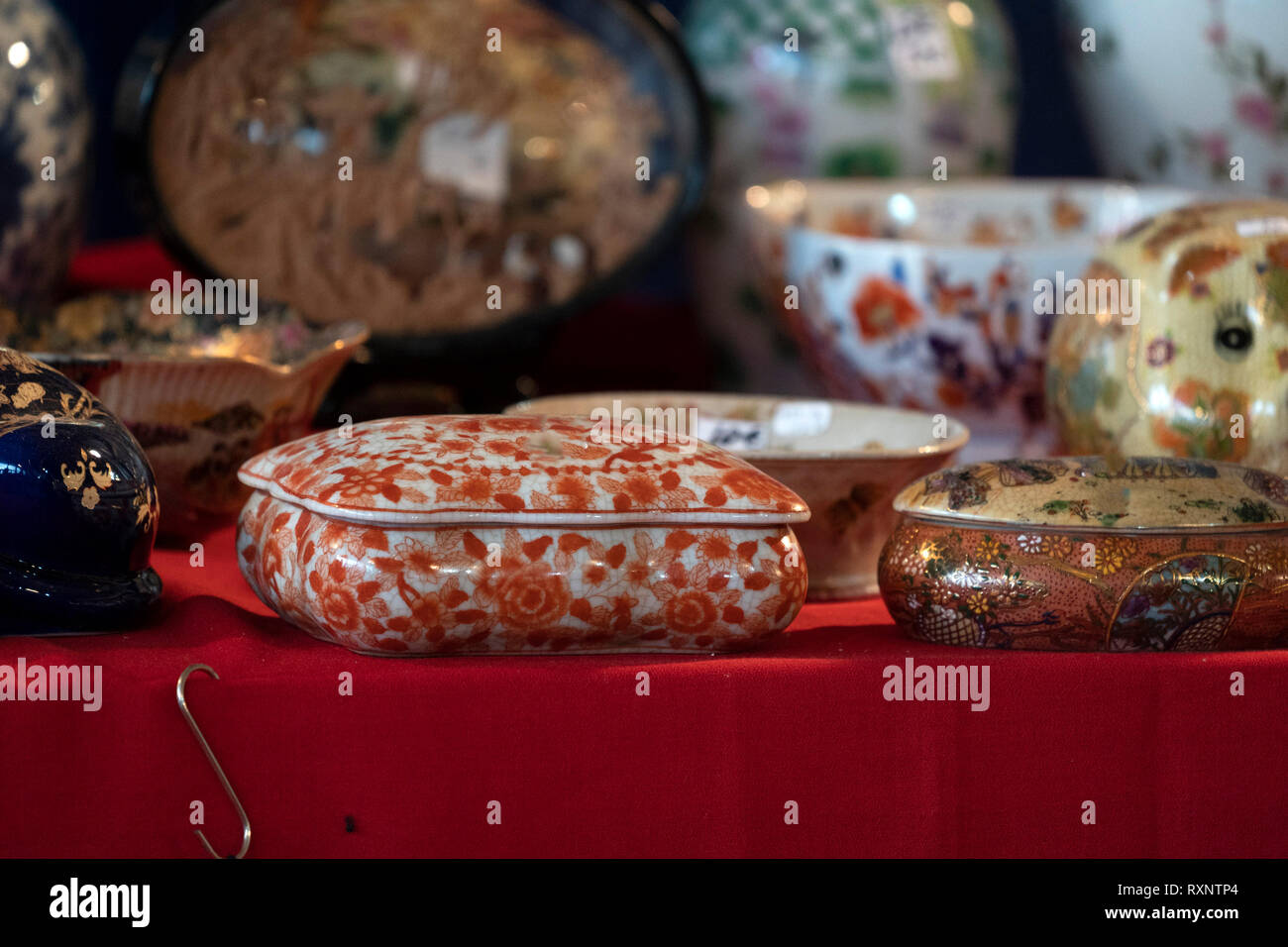 Porcelein High Resolution Stock Photography and Images - Alamy