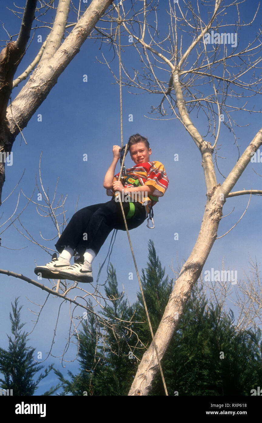 LOS ANGELES, CA - FEBRUARY 13: (EXCLUSIVE) Stuntman/actor Mickey ...