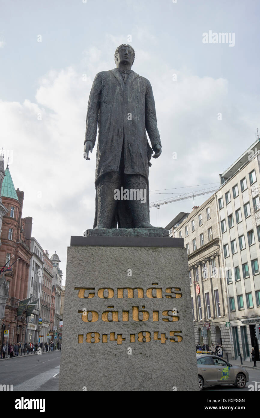 Thomas davis statue hi-res stock photography and images - Alamy