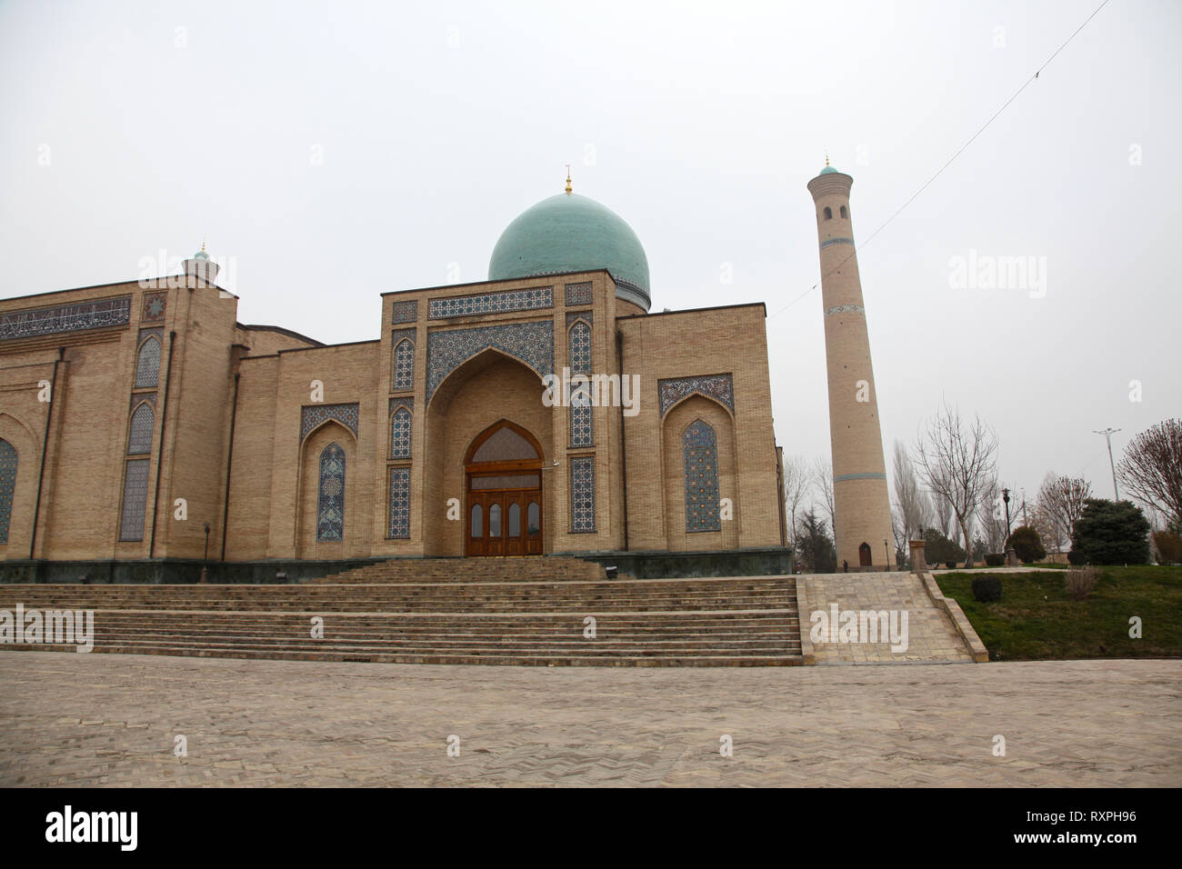 Dzhuma Mosque in Uzbekistan, Tashkent Stock Photo - Alamy