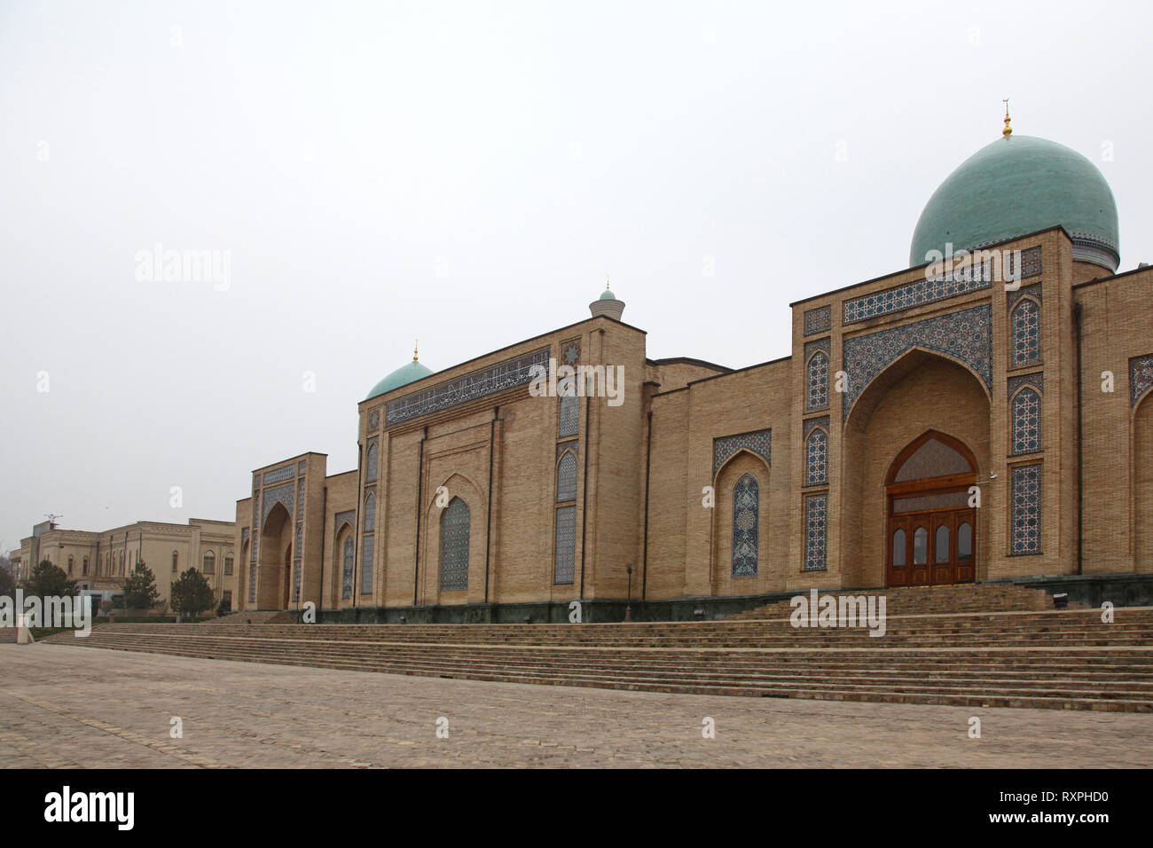 Dzhuma Mosque in Uzbekistan, Tashkent Stock Photo - Alamy