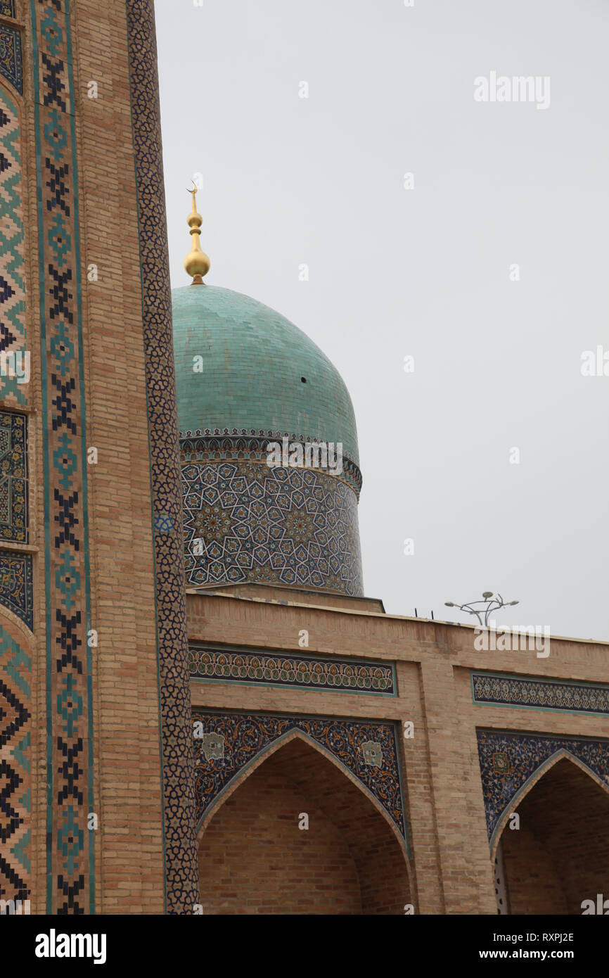 Dzhuma Mosque in Uzbekistan, Tashkent Stock Photo - Alamy