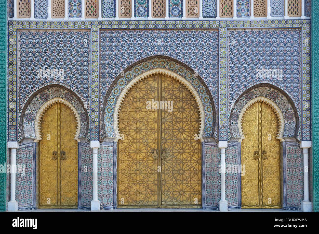 Blue gates of fez hi-res stock photography and images - Alamy
