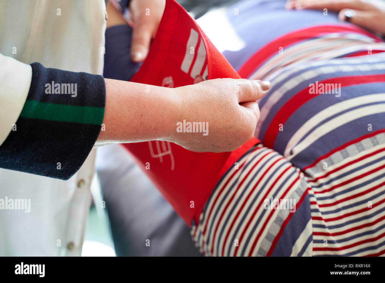 Peripheral artery disease measuring for patient ankle-brachial index ...