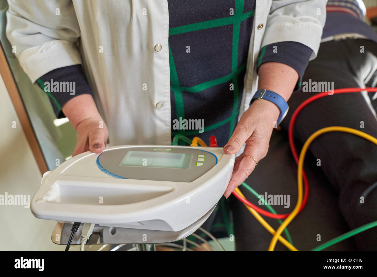 Peripheral artery disease measuring for patient ankle-brachial index ...