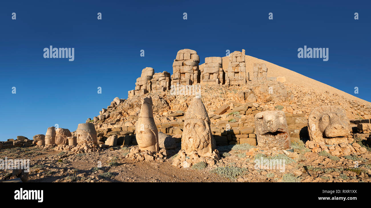 Statue heads, from right, Eagle, Herekles, Apollo, Zeus, Commagene ...