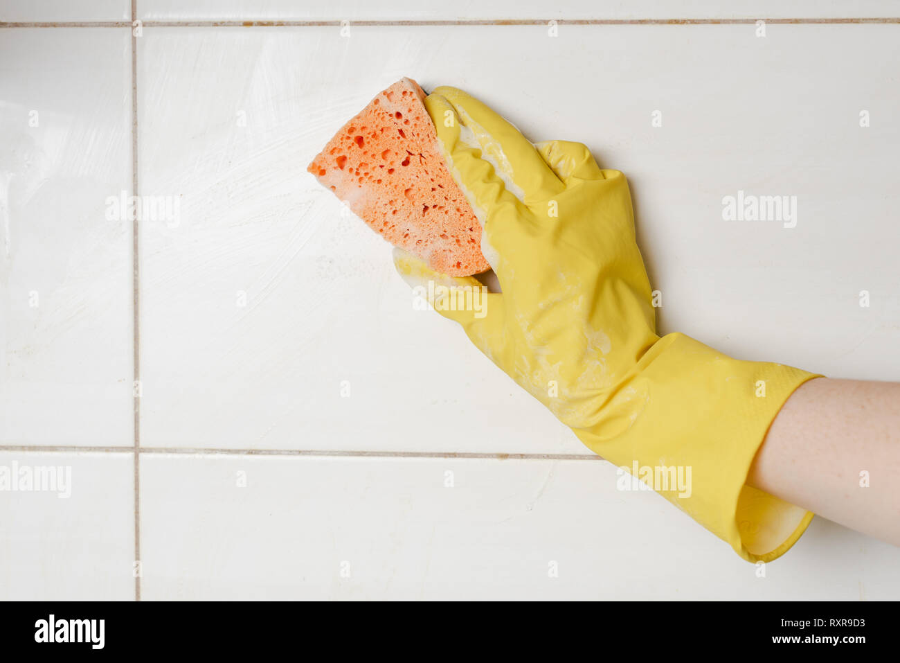Woman cleaning tile kitchen close hi-res stock photography and images ...