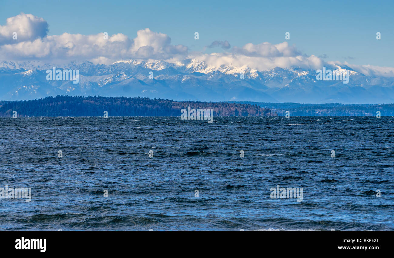 A view of the Olympic Mountains across the Puget Sound Stock Photo - Alamy