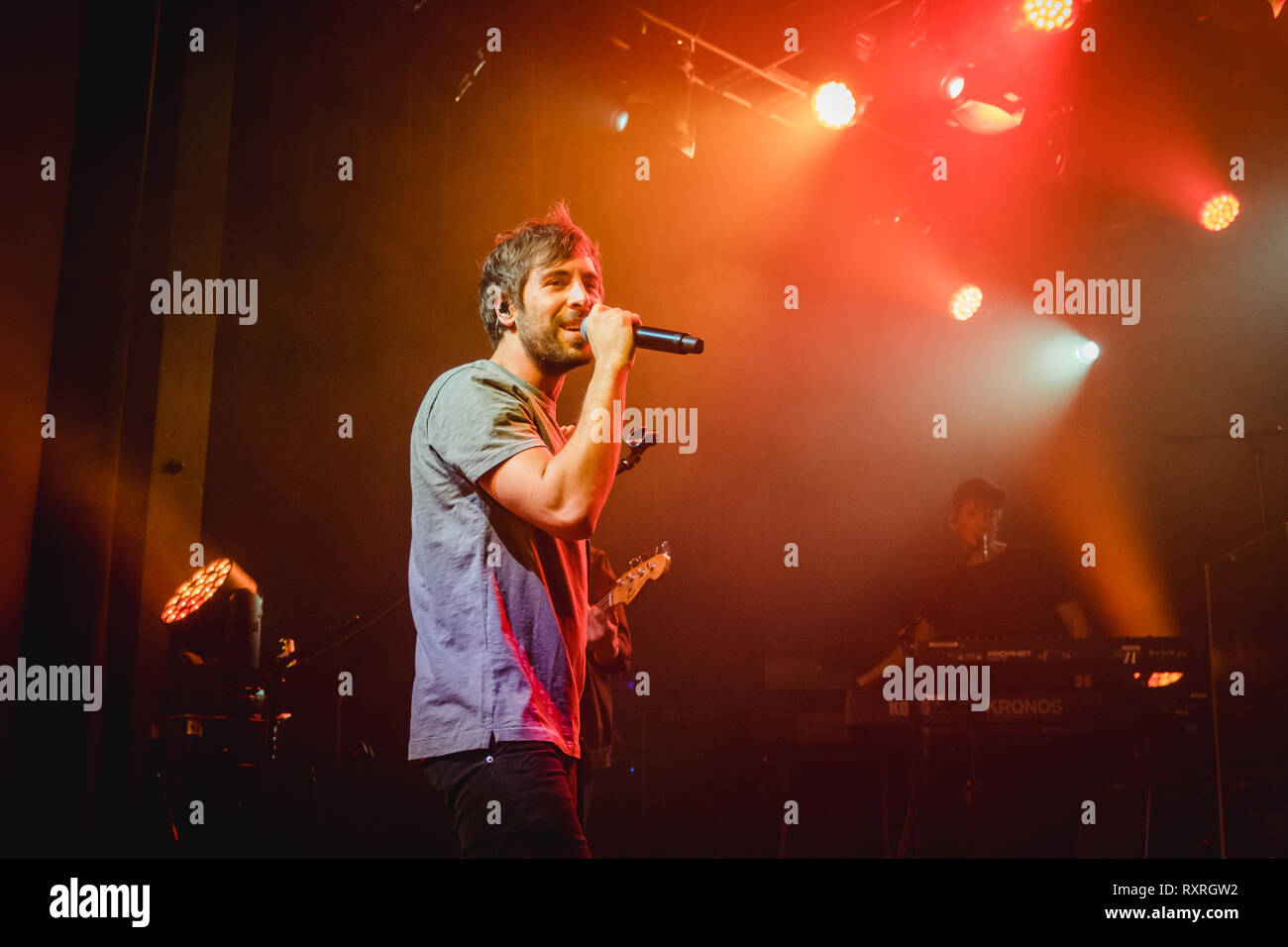 Max giesinger hi-res stock photography and images - Alamy