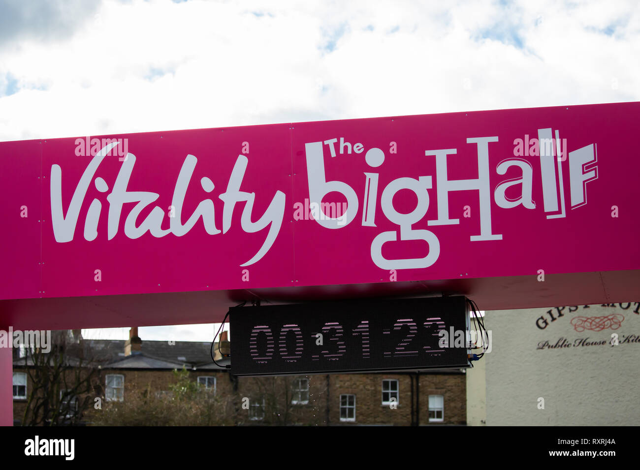 Runner Finish Line Clock High Resolution Stock Photography and Images ...
