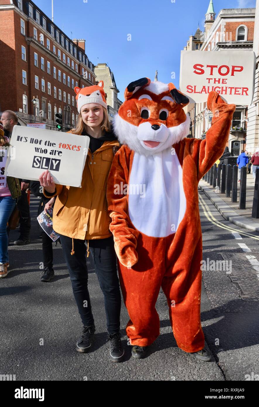 Anti fox hunting hi-res stock photography and images - Alamy