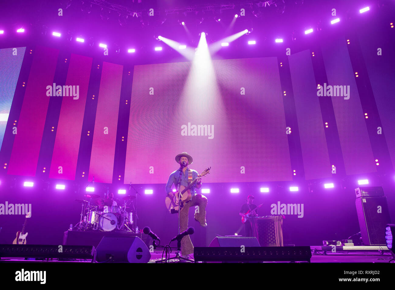 Drake performing live at the o2 arena london hi-res stock photography ...