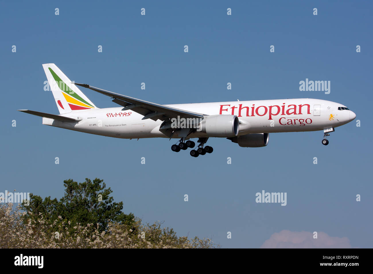 Ethiopian cargo aircraft hi-res stock photography and images - Alamy