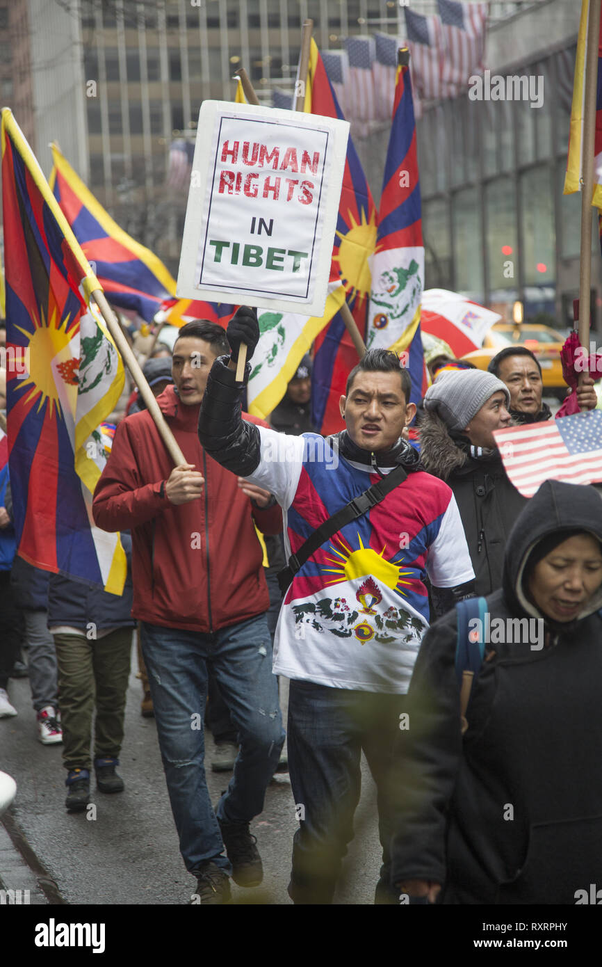 Tibetan human rights hi-res stock photography and images - Alamy