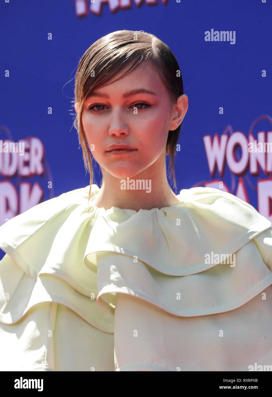 Los Angeles, CA, USA. 10th Mar, 2019. Grace VanderWaal at arrivals for ...