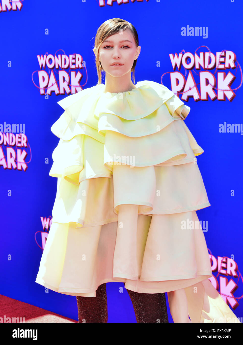 Los Angeles, USA. 10th Mar, 2019. Grace VanderWaal 002 attends the ...