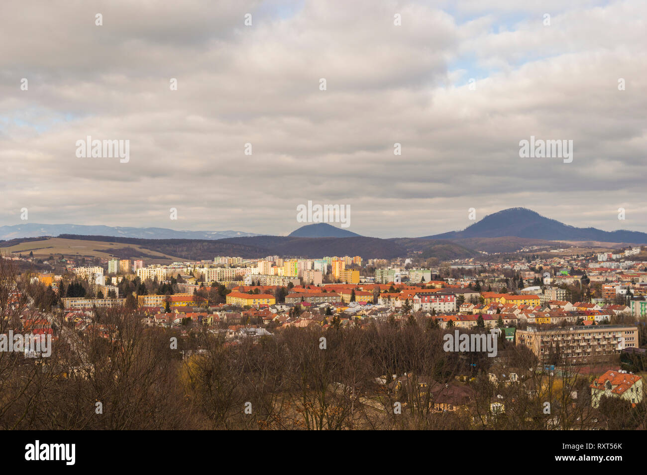 Establishing hi-res stock photography and images - Alamy