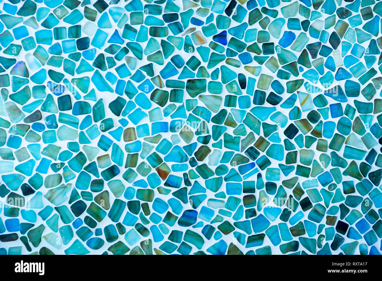 Aqua glass tile backsplash hi-res stock photography and images - Alamy