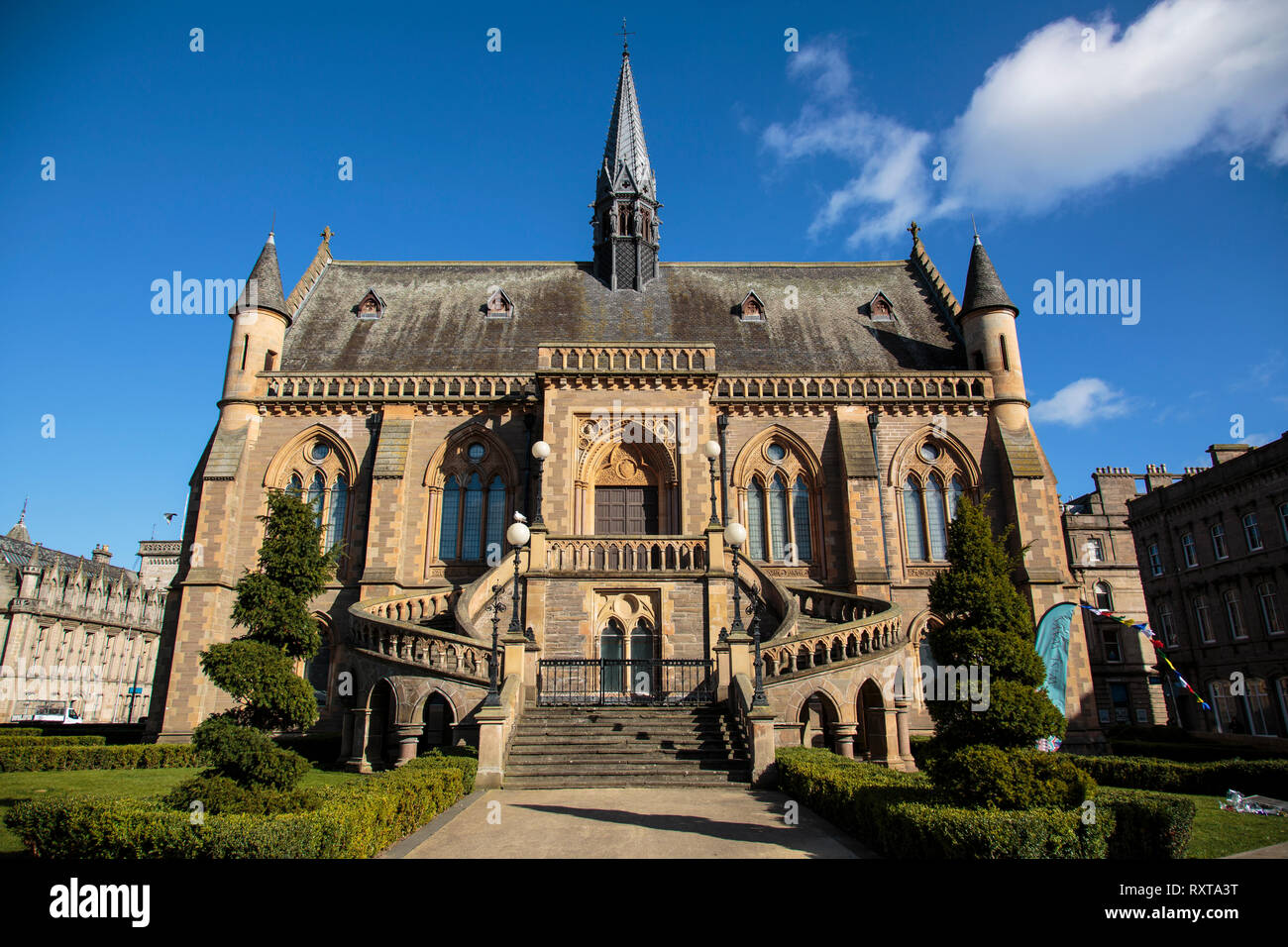 Mcmanus Galleries Dundee High Resolution Stock Photography and Images - Alamy