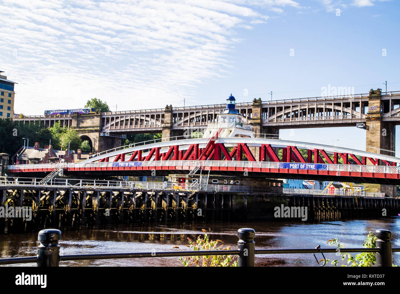 Blue train carriages hi-res stock photography and images - Alamy