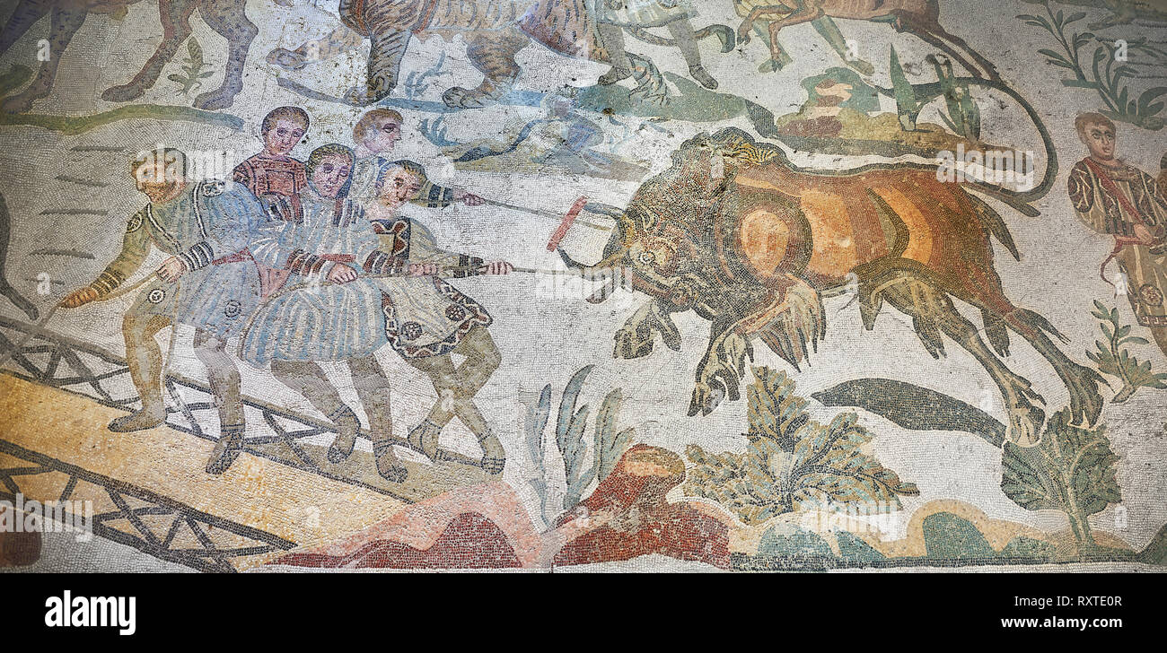 Loaded beast hi-res stock photography and images - Alamy