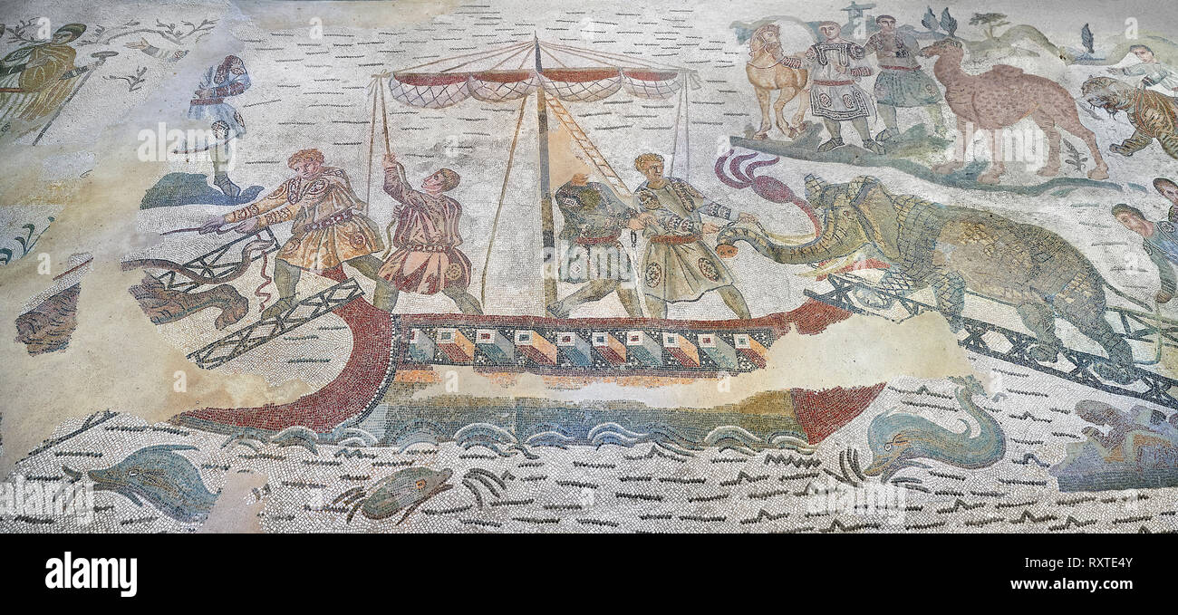 Mosaic elephant hi-res stock photography and images - Alamy