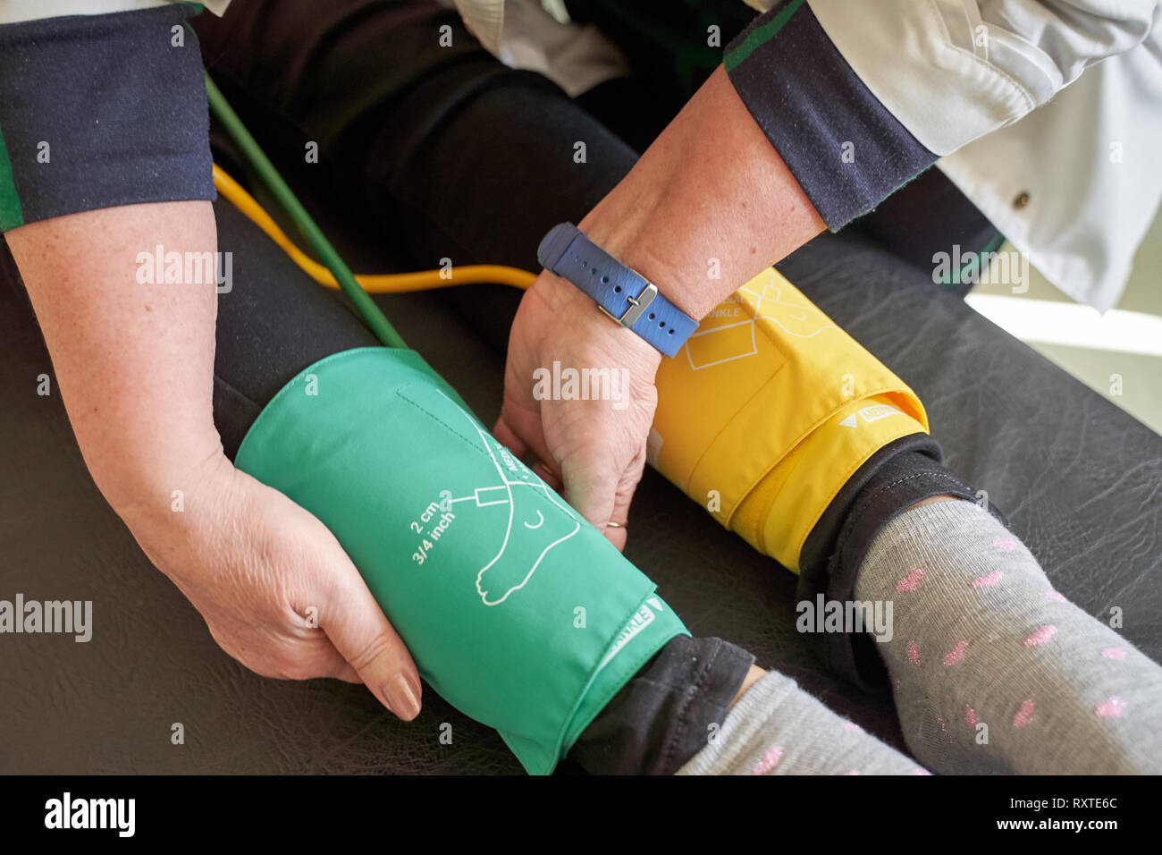 Peripheral artery disease measuring for patient ankle-brachial index ...