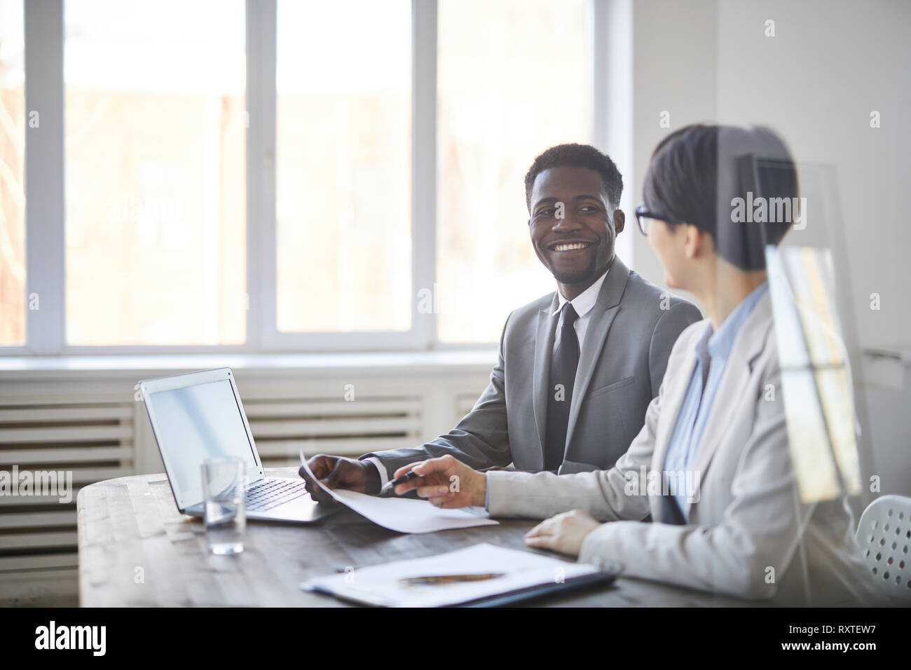 Happy colleague hi-res stock photography and images - Alamy
