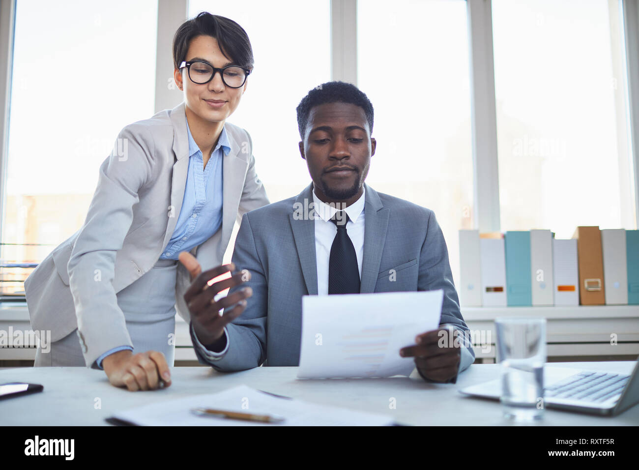 Paper together hi-res stock photography and images - Alamy