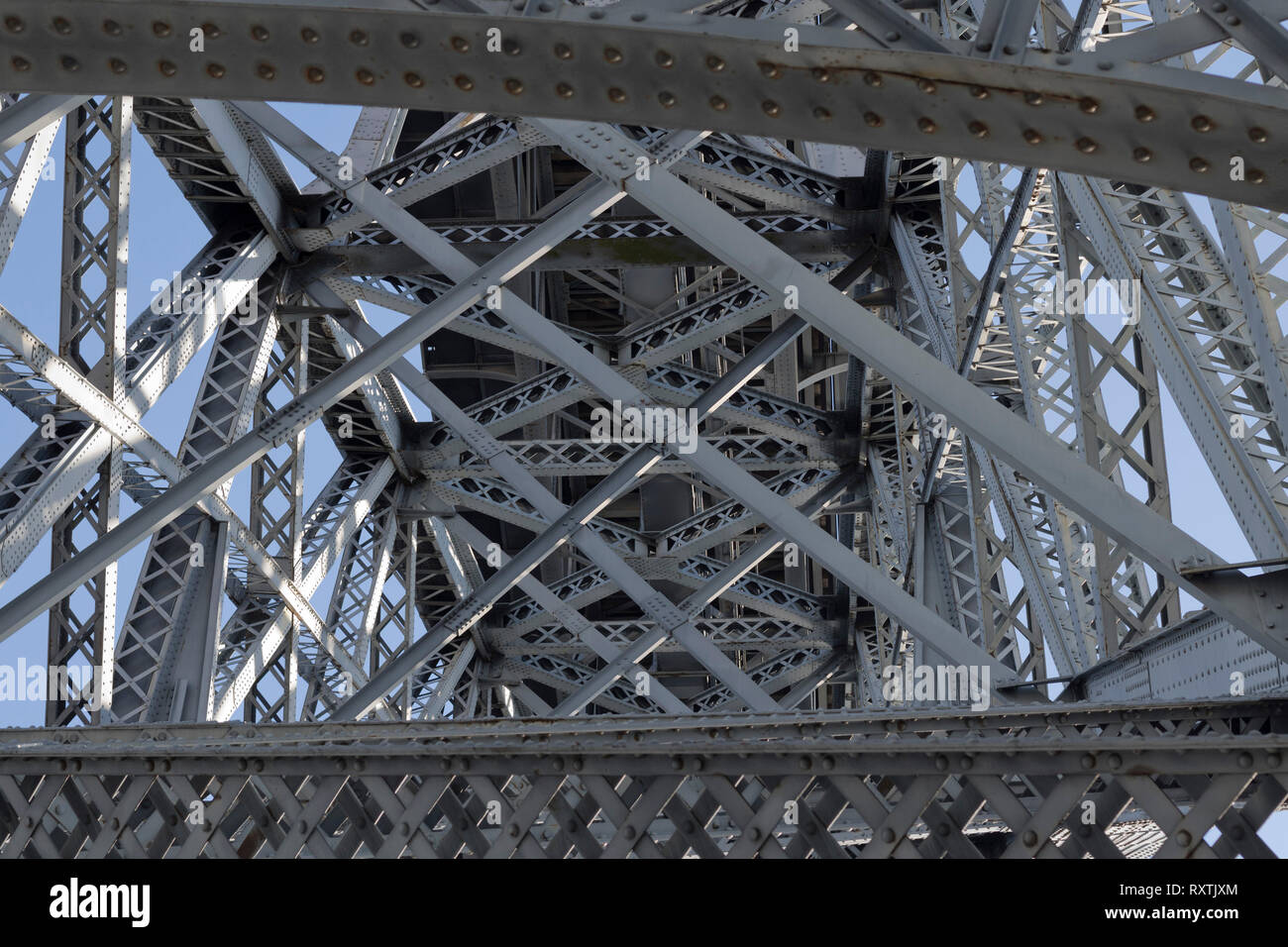 Engineering architecture hi-res stock photography and images - Alamy