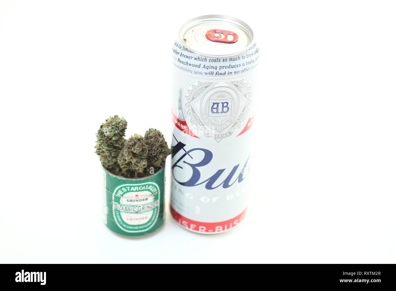 Budweiser logo Cut Out Stock Images & Pictures - Alamy
