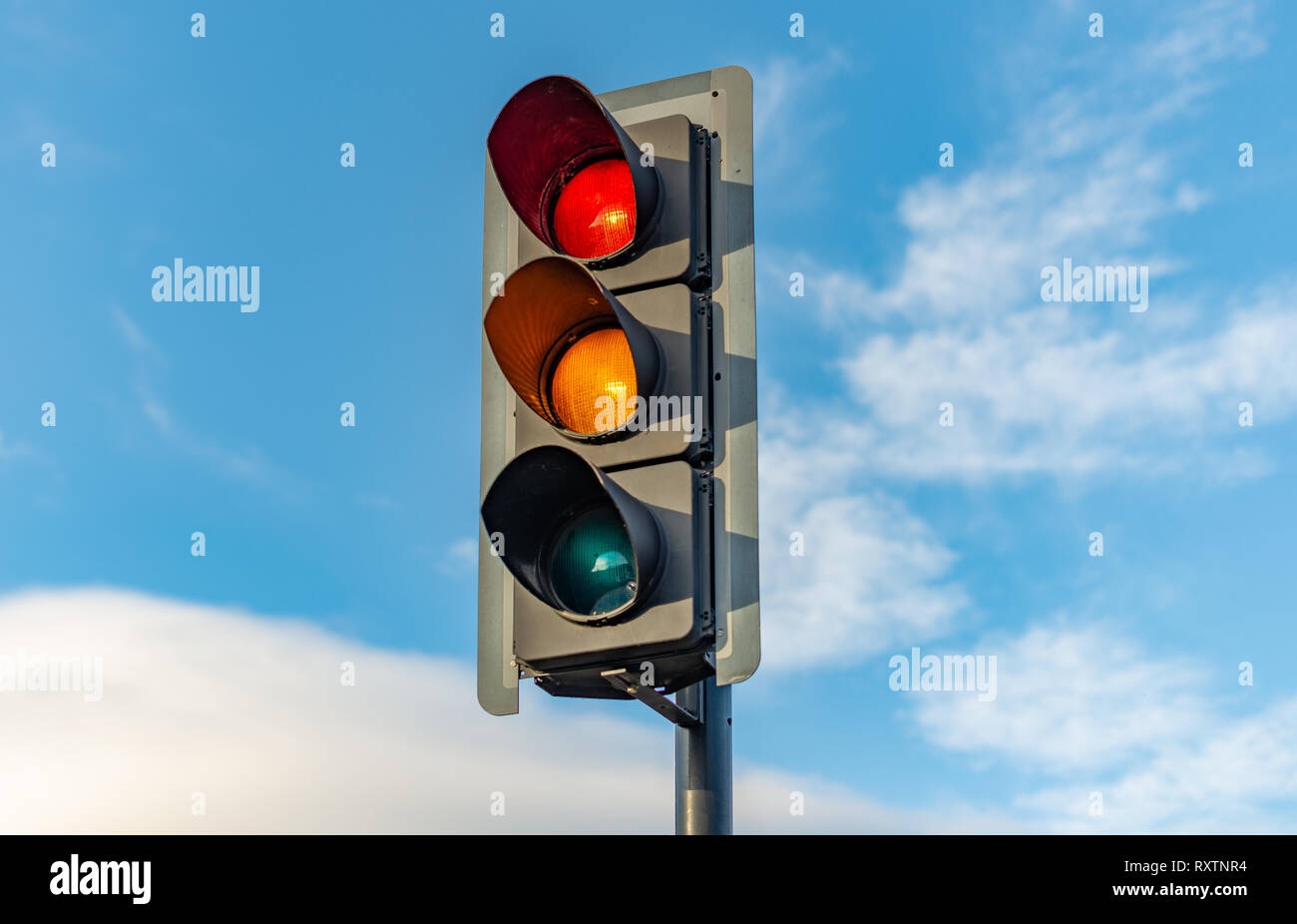 Daylight sky bright street light hi-res stock photography and images ...