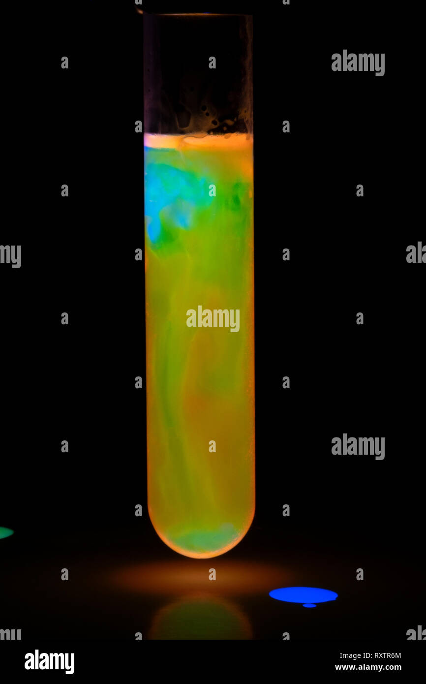 Neon laboratory equipment hi-res stock photography and images - Alamy