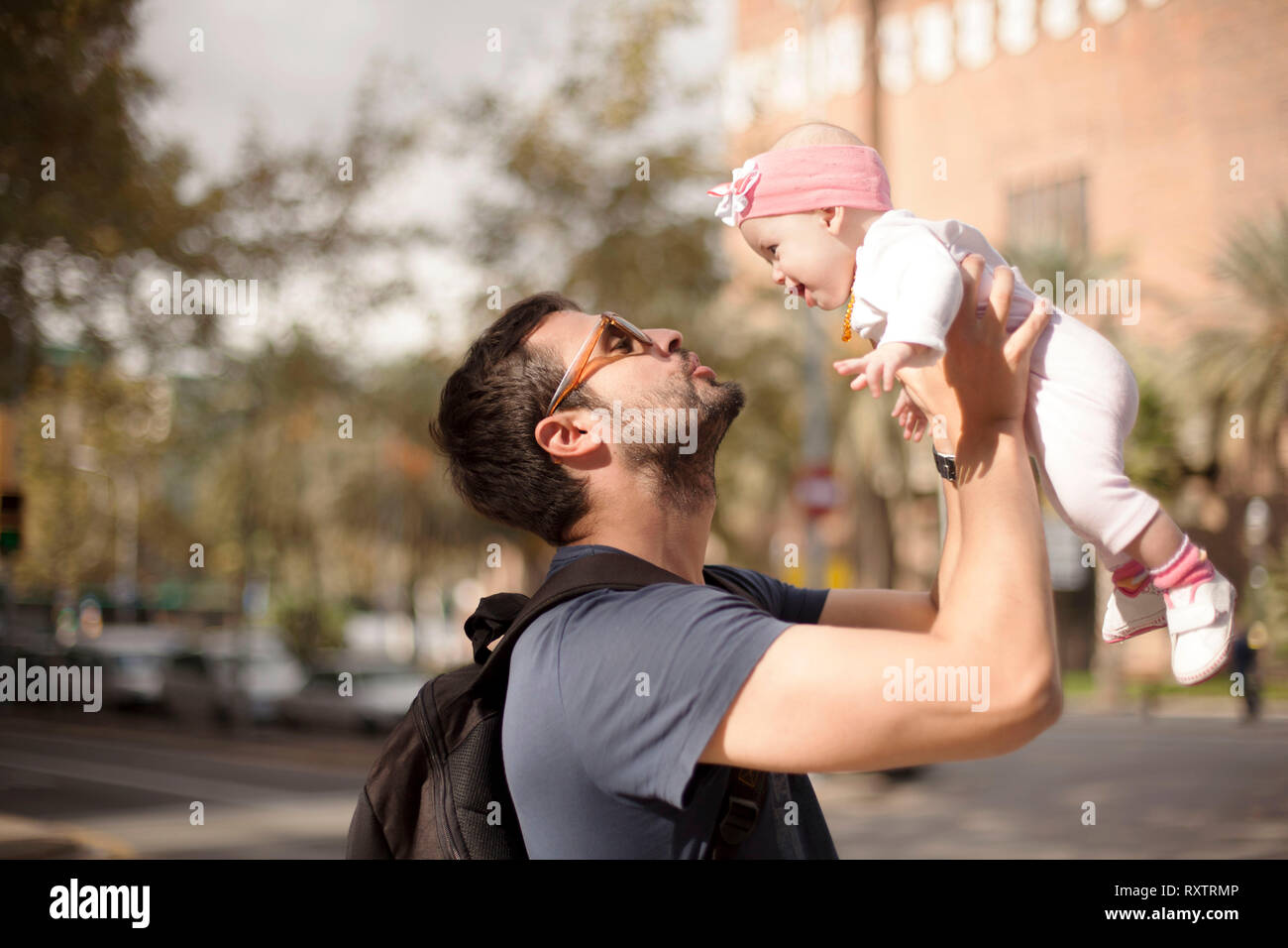 Father with two girls hi-res stock photography and images - Alamy