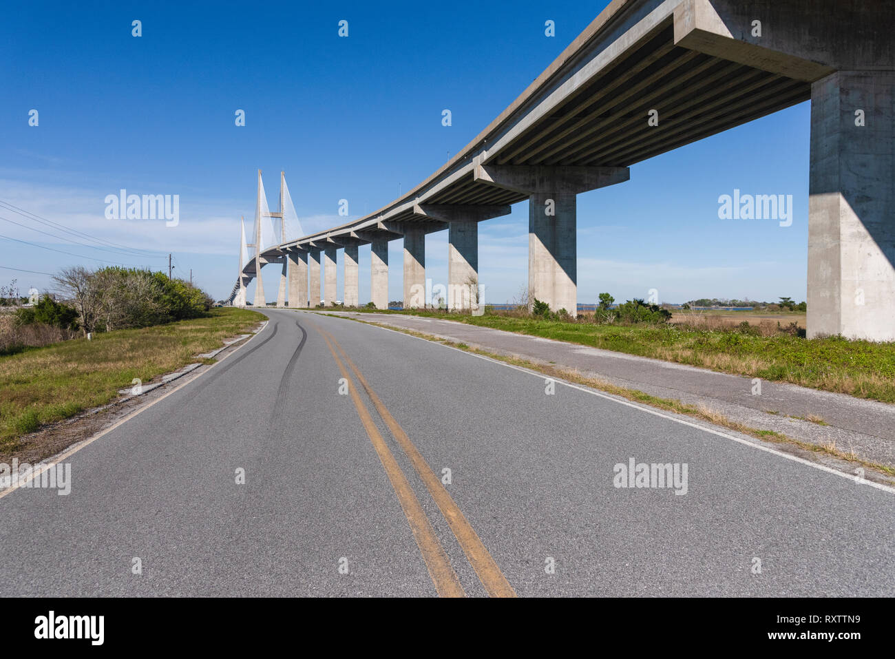 The Sidney Lanier Bridge in Brunswick, Georgia USA Stock Photo - Alamy