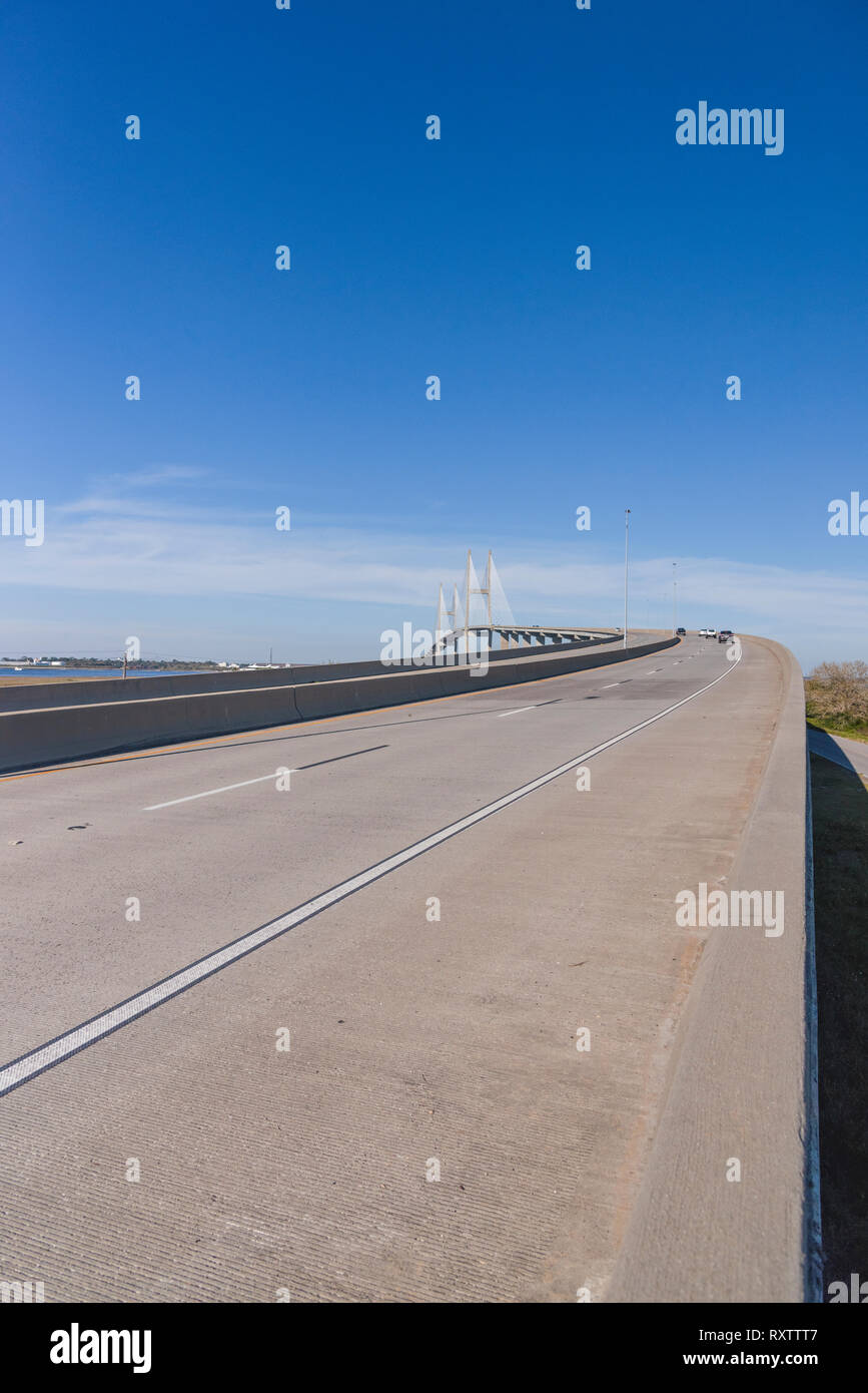 The Sidney Lanier Bridge in Brunswick, Georgia USA Stock Photo - Alamy