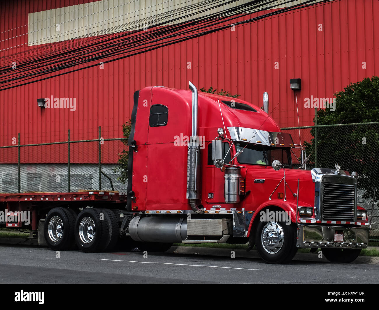 Red hall hi-res stock photography and images - Alamy