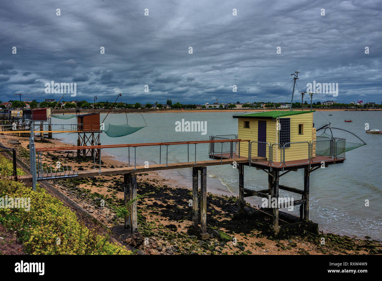 Harbor scenes hi-res stock photography and images - Alamy