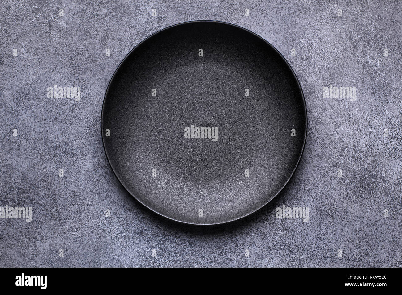 Empty plate food hi-res stock photography and images - Alamy